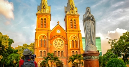 Top 15 best things to do in Saigon Vietnam